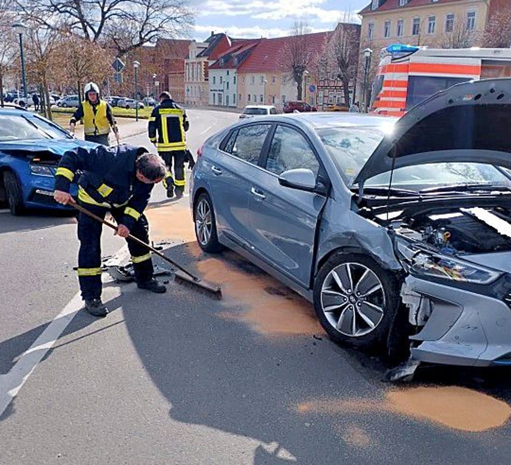 Feuerwehr Oschersleben: Zwei Einsätze innerhalb weniger Stunden