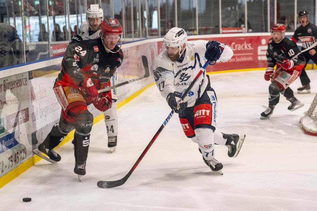 Eishockey-Playoffs: Saale Bulls gegen Weiden vor dem Aus