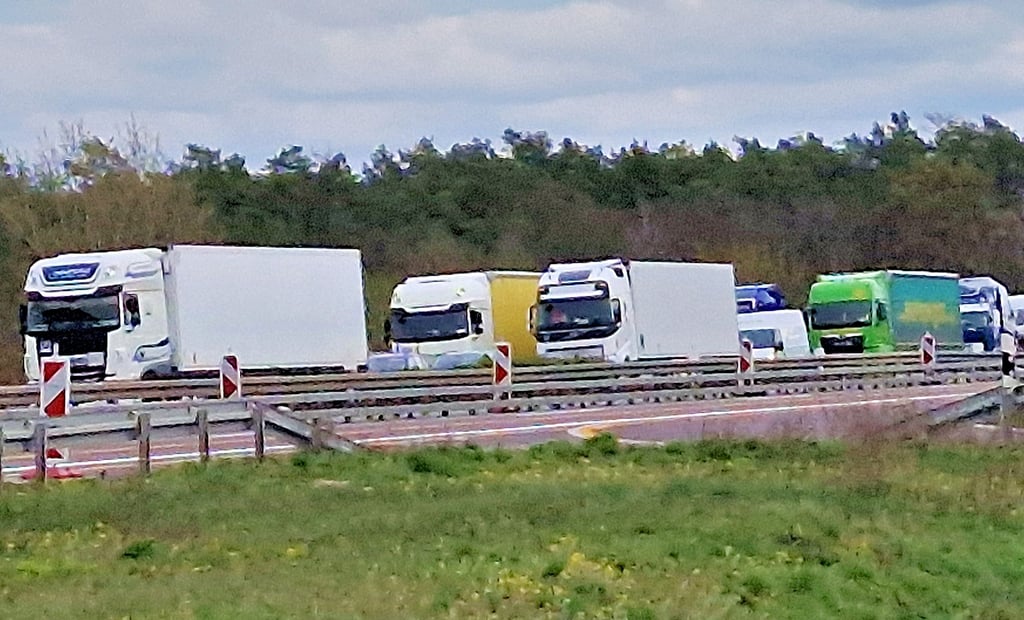Baustelle A2 - viele Unfälle auf der Autobahn - Chaos auf ...