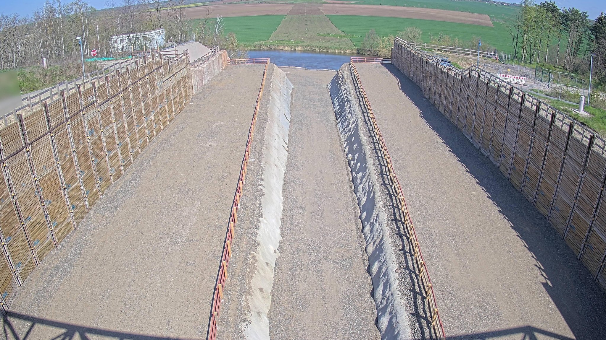 A143 bei Halle: Im Zeitraffer-Video - So gehen die Arbeiten an der ...