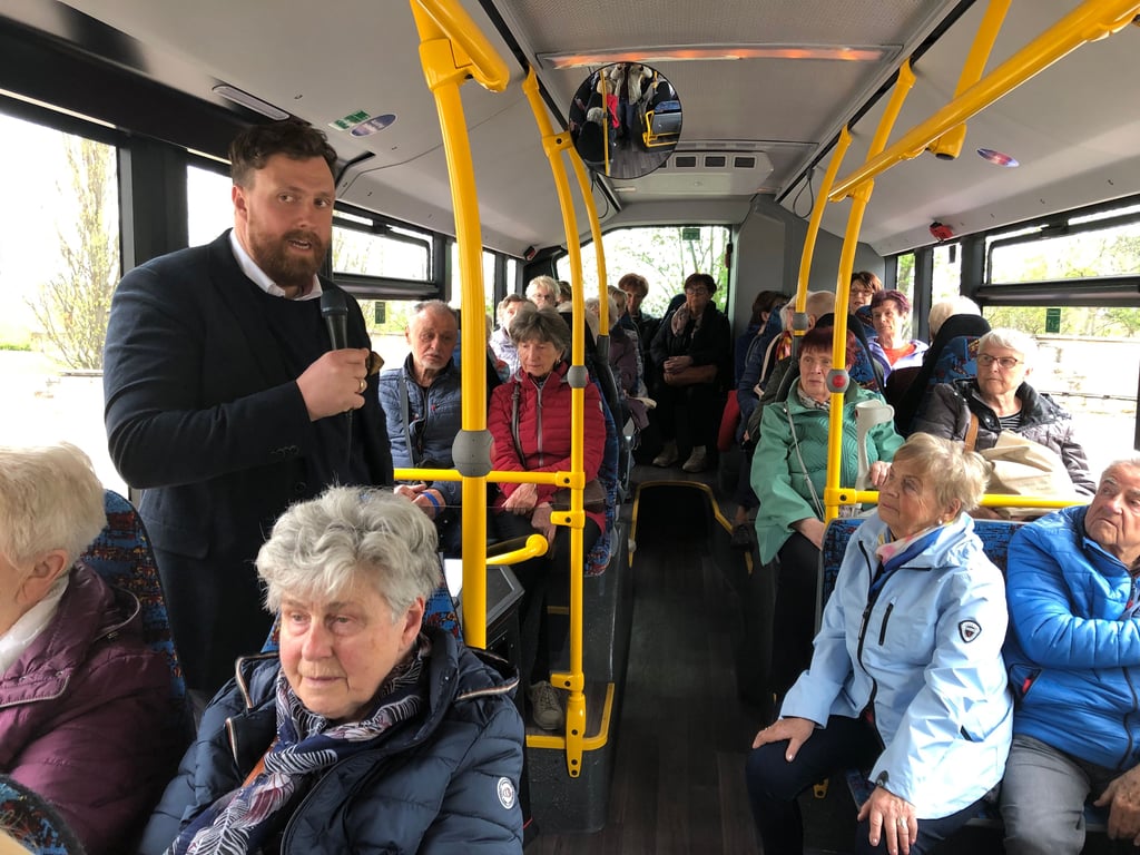 Stadtentwicklung: Weißenfelser Oberbürgermeister geht mit Senioren auf ...