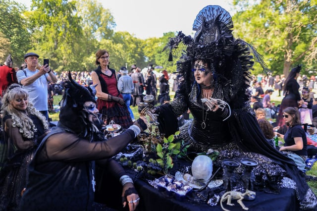 Bilder Vom WGT 2023: Erste Fotos vom Wave Gotik Treffen Leipzig ...