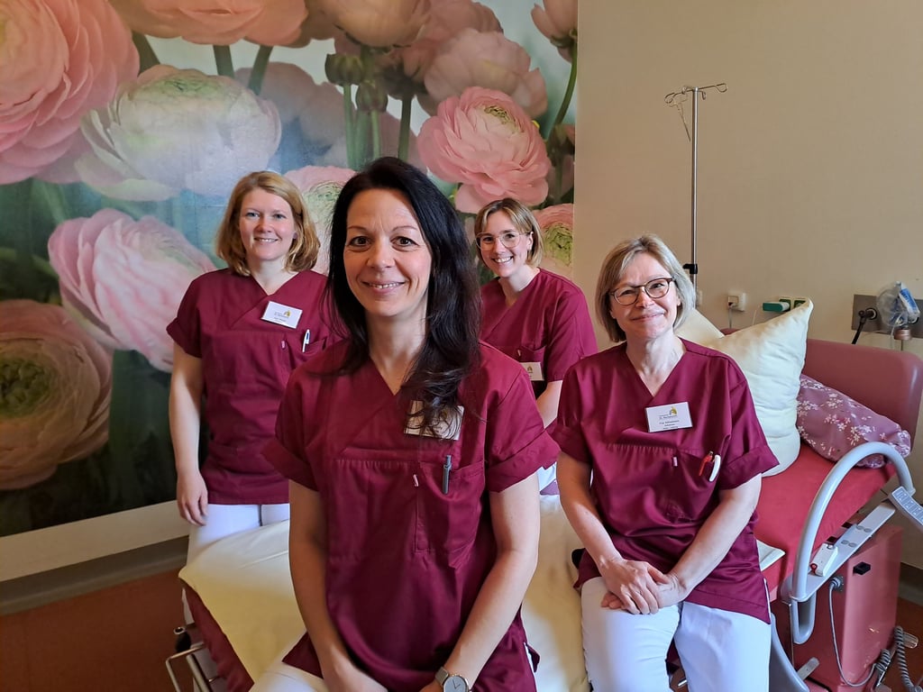 Alternative Geburt im Krankenhaus: Die Stunde der Hebammen