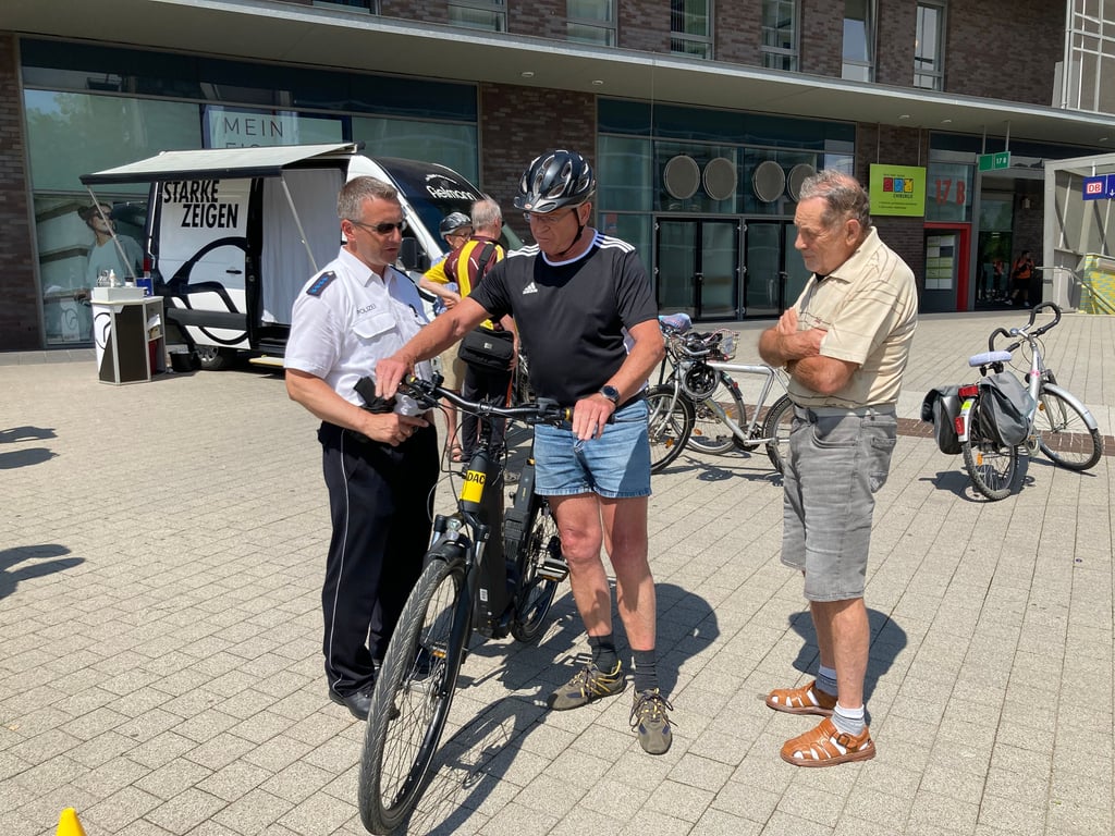 Senioren in Sachsen-Anhalt: Mehr Sicherheit für Menschen ab 65 ...