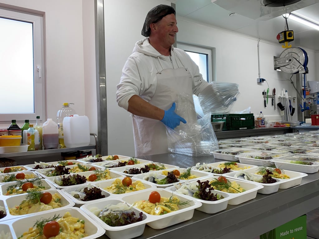 Gesundes Essen für Kinder in Kitas und Schulen in Magdeburg: Alexmenü ...