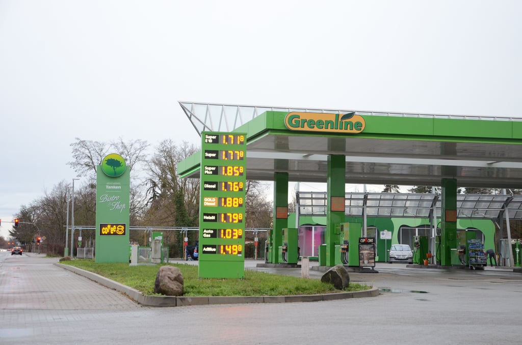 Verbraucher: Preisschock seit Neujahr: Tankstellen in Schönebeck mit ...