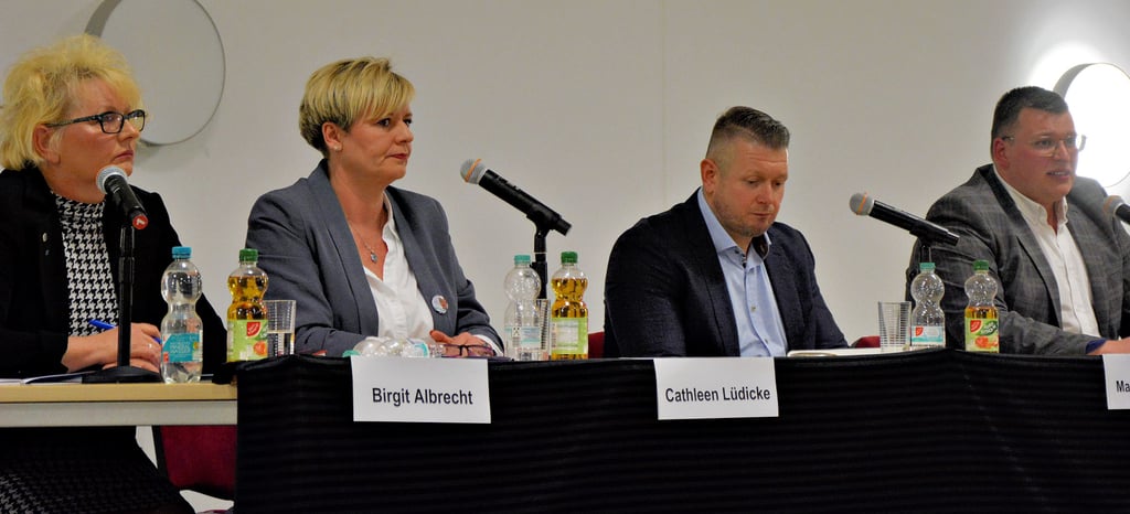 Bürgermeisterwahl in Jerichow: Vier Kandidaten beim Wahlforum im ...
