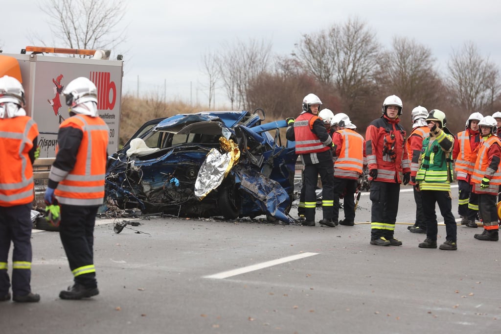 Verkehr: Zwei Tote bei Geisterfahrer-Unfall