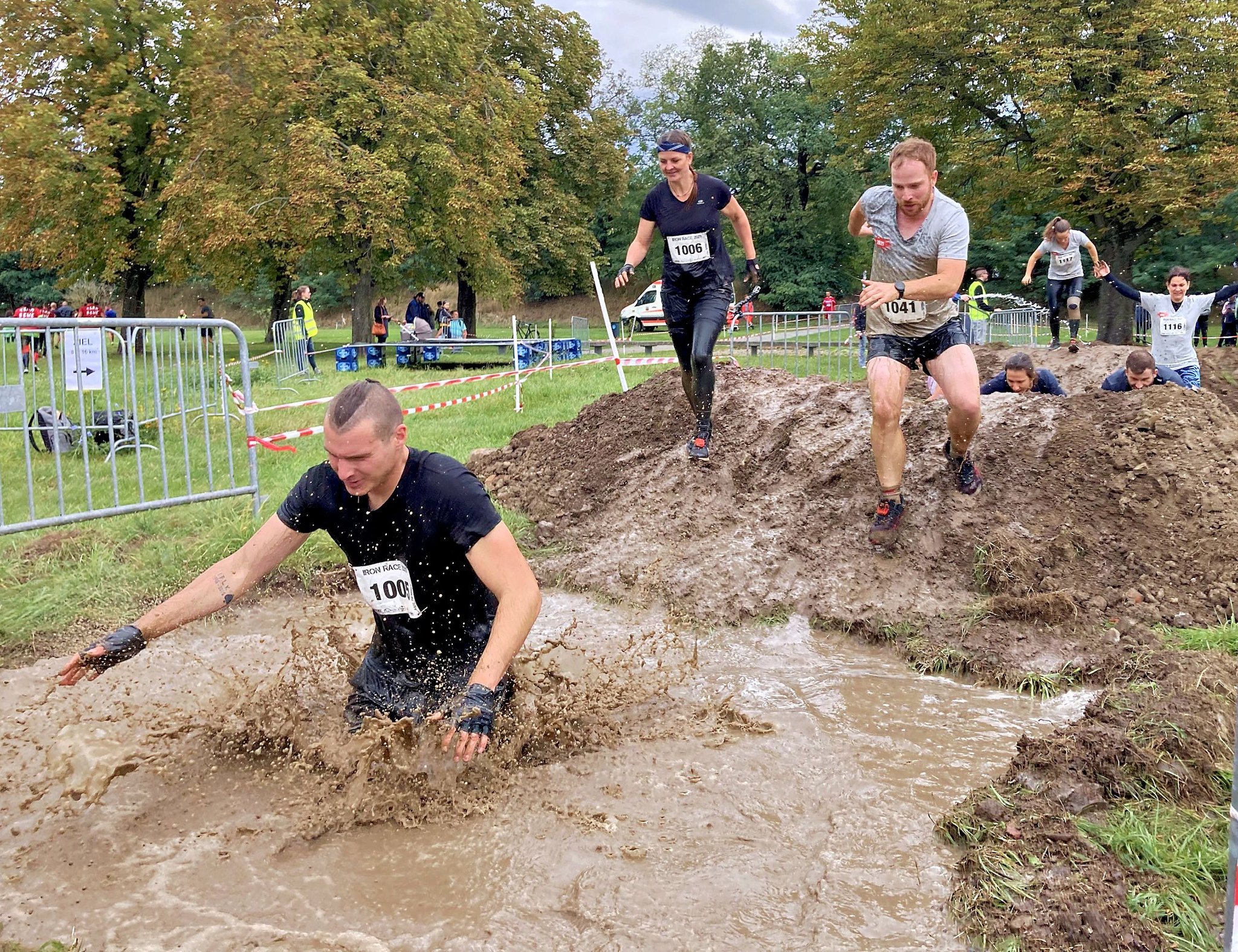 Freizeit und Sport in Magdeburg: Ausgematscht: Dieser Modder-Lauf muss ...