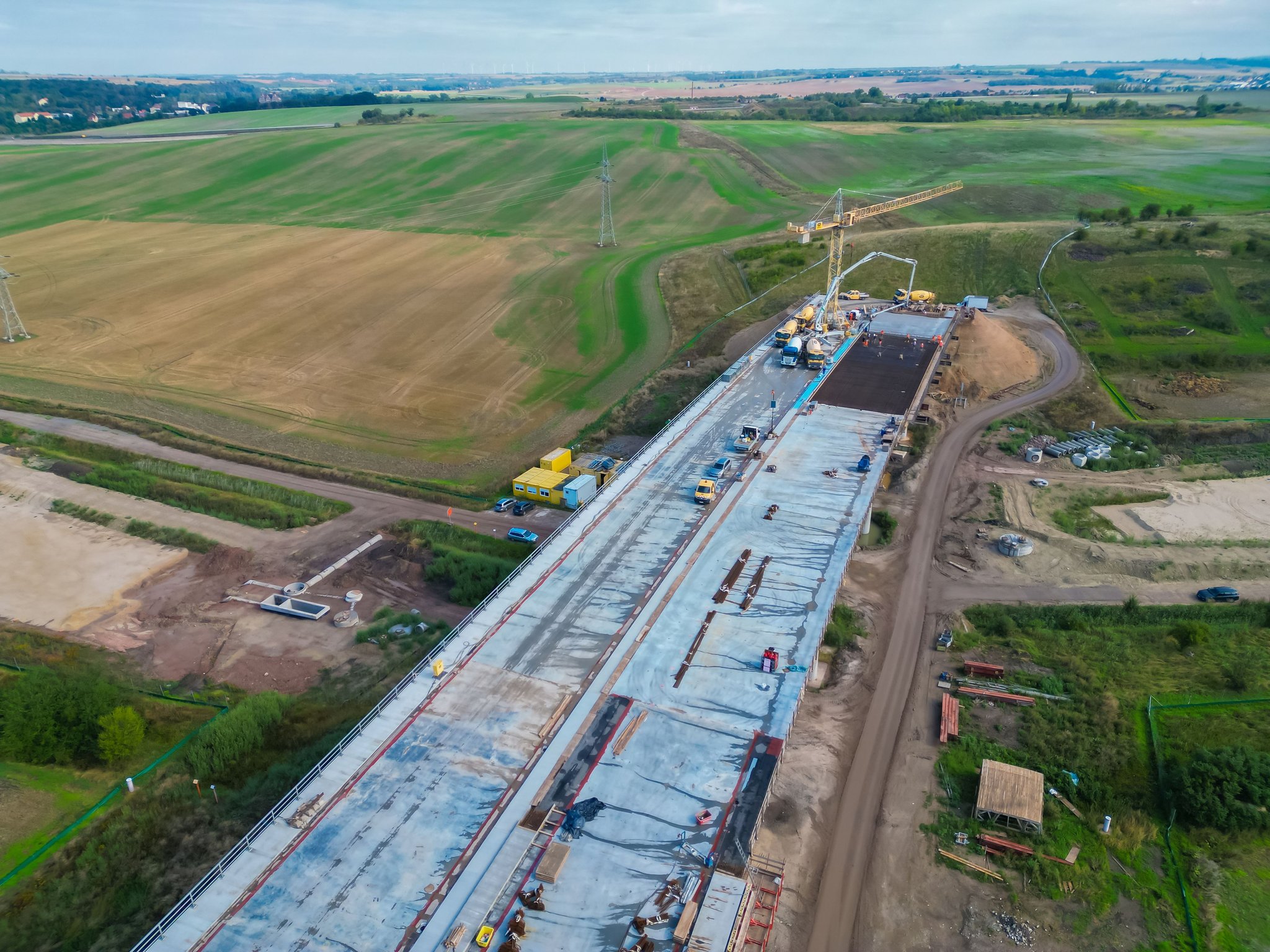 Schwierigste Baustelle Sachsen-Anhalts: Mit Video: A143 bei Halle – welche Umstände die ...