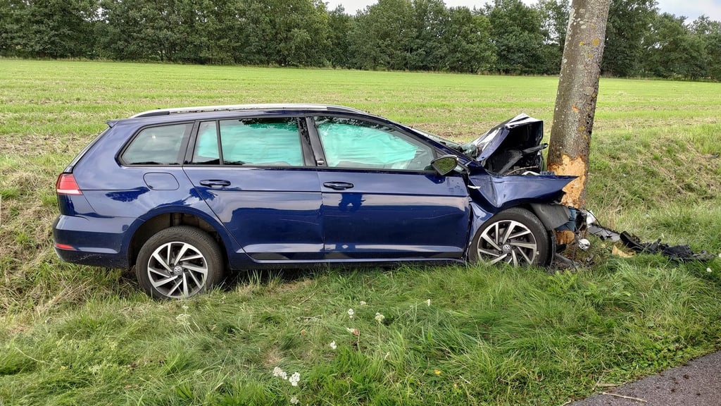 Polizei: 39-Jährige verletzt sich bei Unfall im Altmarkkreis Salzwedel schwer
