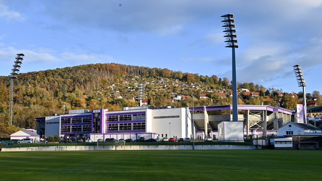 3. Liga: FC Erzgebirge Aue startet Crowdfunding-Aktion für Stadion