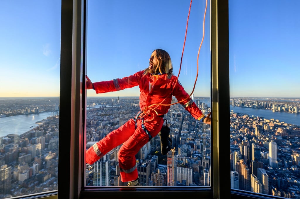 Spiderman-Aktion: Jared Leto klettert am Empire State Building hoch