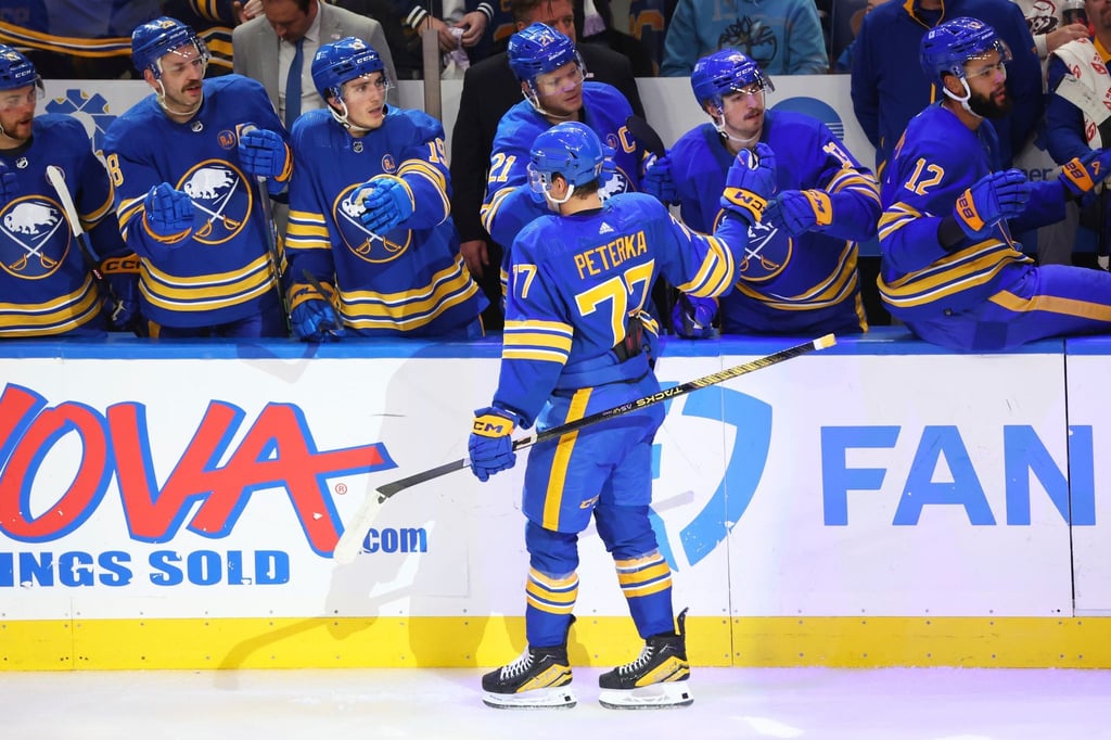 NHL: Peterka erzielt bei Buffalo-Sieg sein sechstes Saisontor