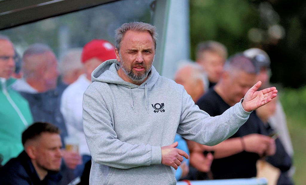 Fußball: Mit welchem speziellen Blick Schulze auf seine Tätigkeit als Post-Coach schaut