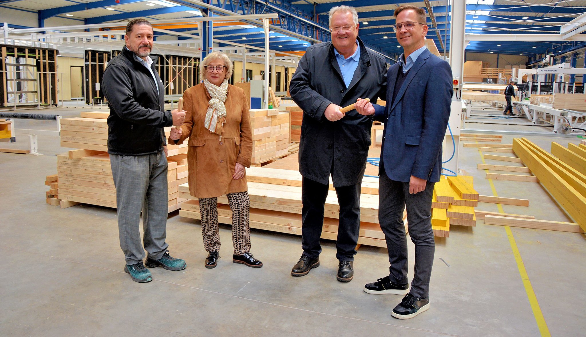 Mit Video: Traditionsfirma Schnoor wird Teil von Nokera - Neue Ära in Burg