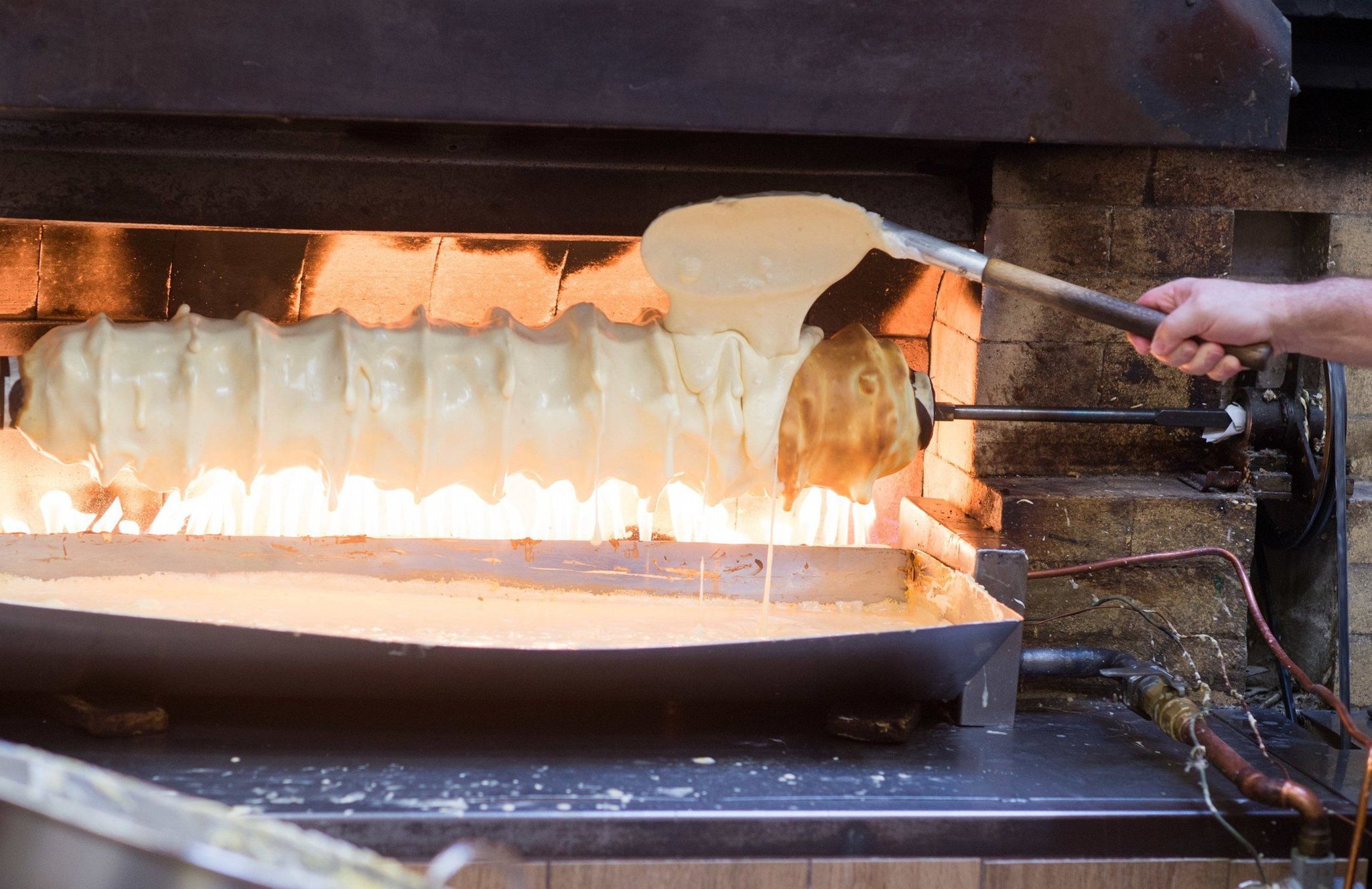 Video: Baumkuchen aus Salzwedel - Viraler Hit, Königsliebling und ...