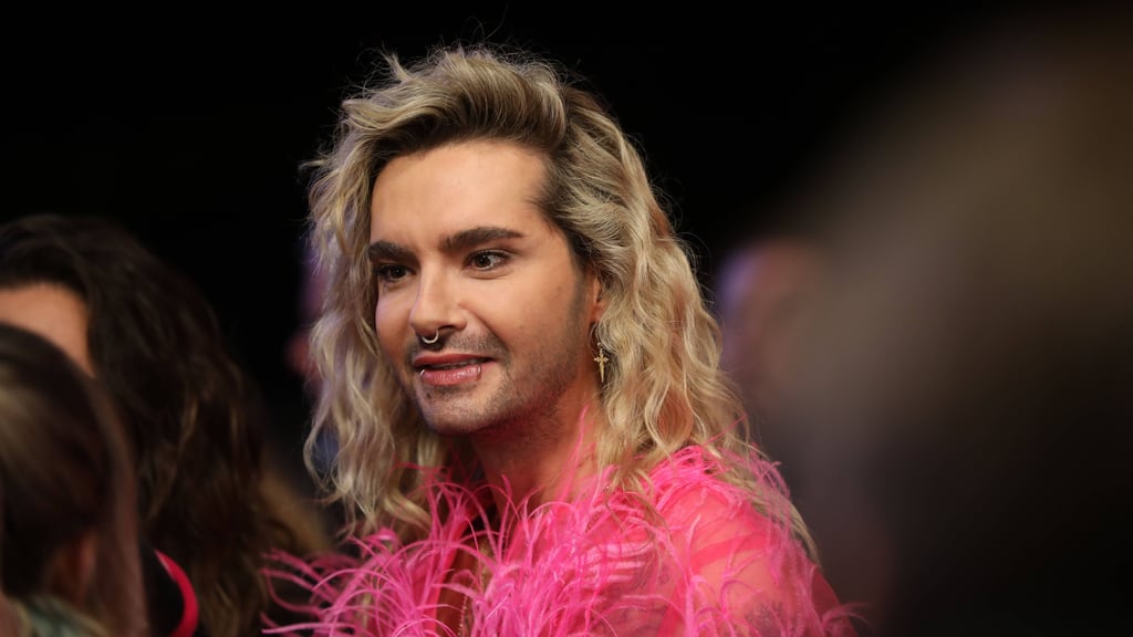 Tokio Hotel Sänger Bill Kaulitz Zeigt Kuss Foto Mit Freund Marc Eggers