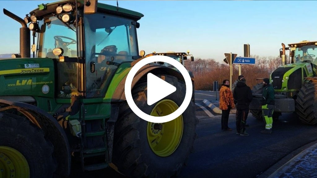 Bauernprotest A 36: Mit Video: Landwirte legen Autobahn im Harz lahm