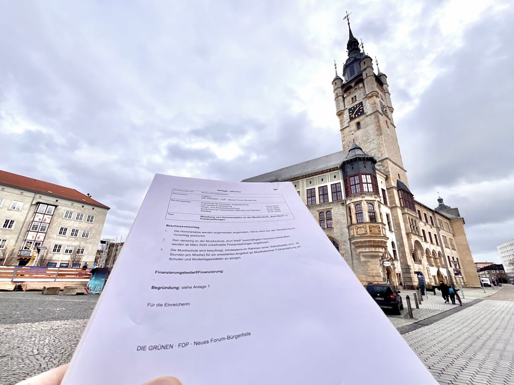 Robert Reck will mehr Macht: Streit um Beschlussvorlagen - Bunte ...