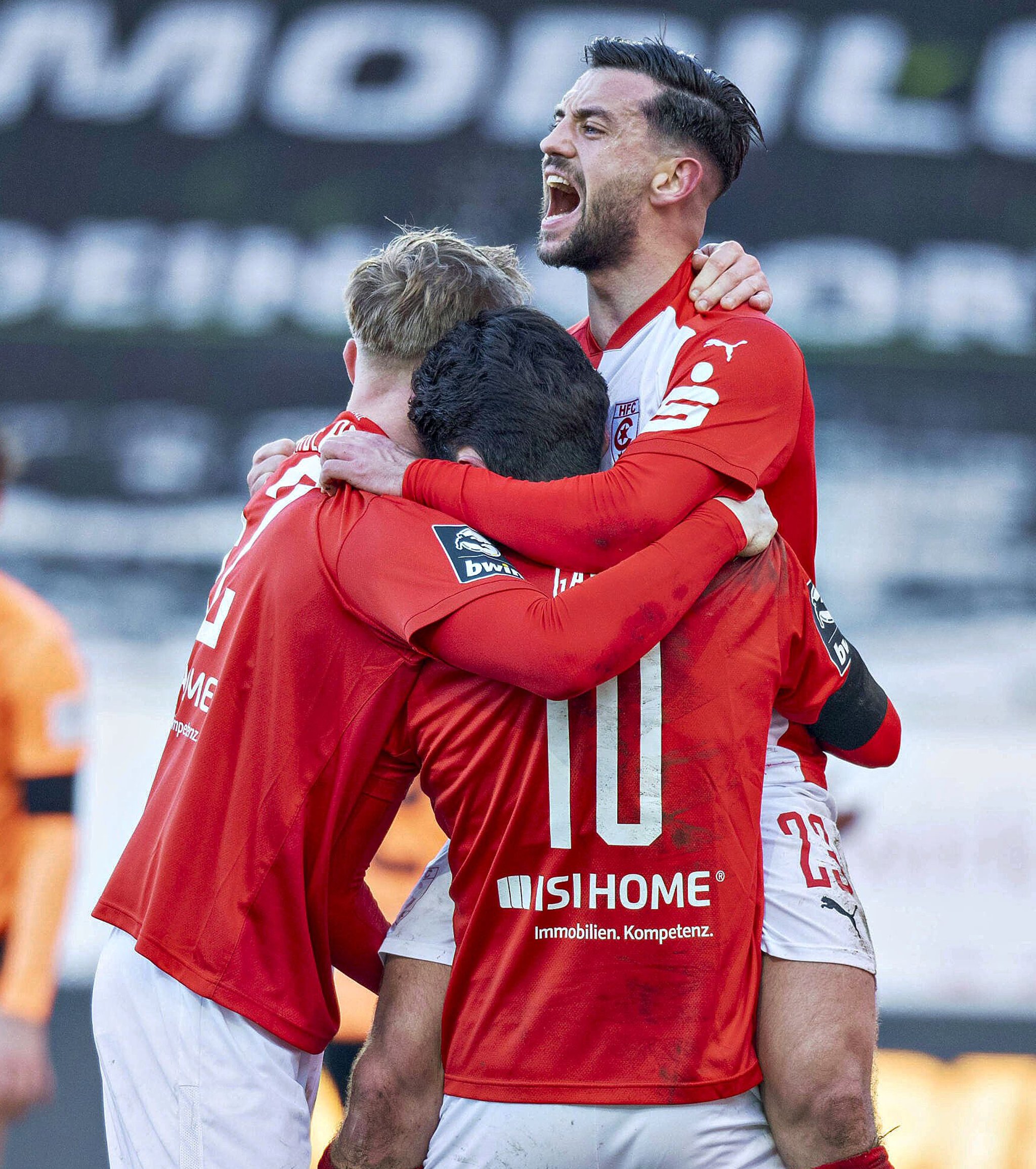 Spielmacher glänzt zum Jahresauftakt: Besar Halimi beim Halleschen FC ...