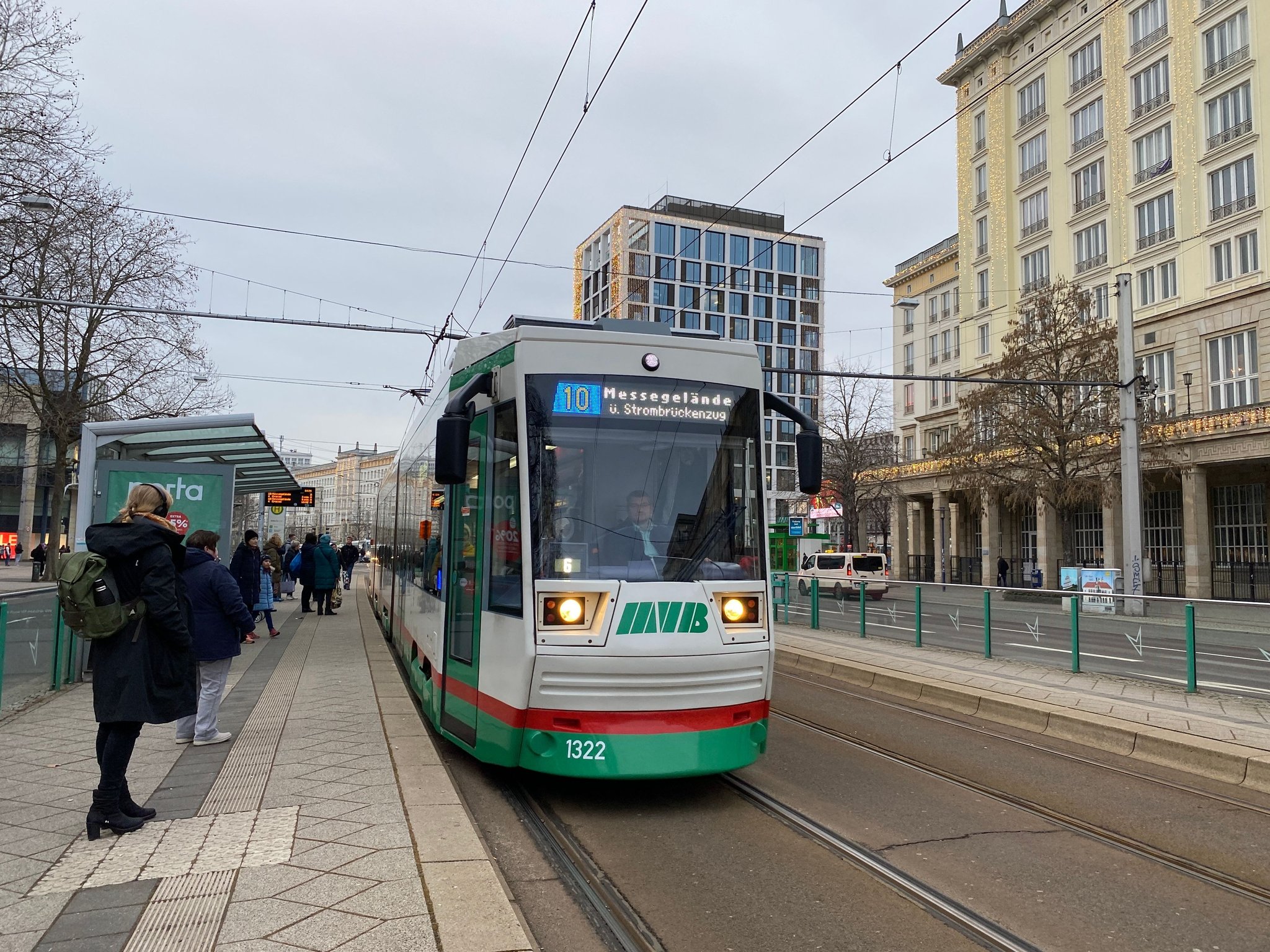 MVB Straßenbahn Magdeburg: Nach dem Baustart am Hasselbachplatz ...