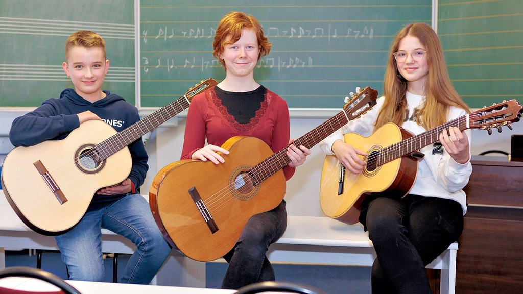Jugend musiziert im Burgenlandkreis: Zeitzer Gitarristen erfolgreich im Burgenlandkreis
