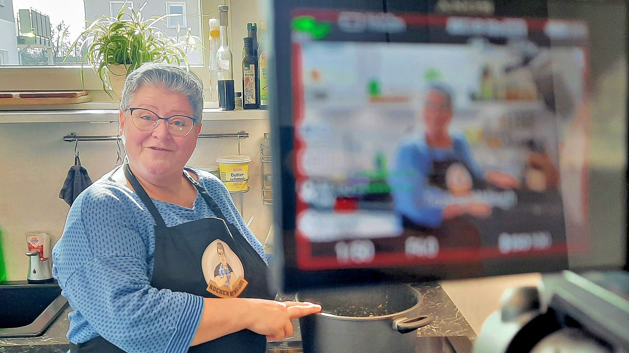 „Kochen mit Muddi“: „YouTube-Star aus Stendal erstellt ein ...