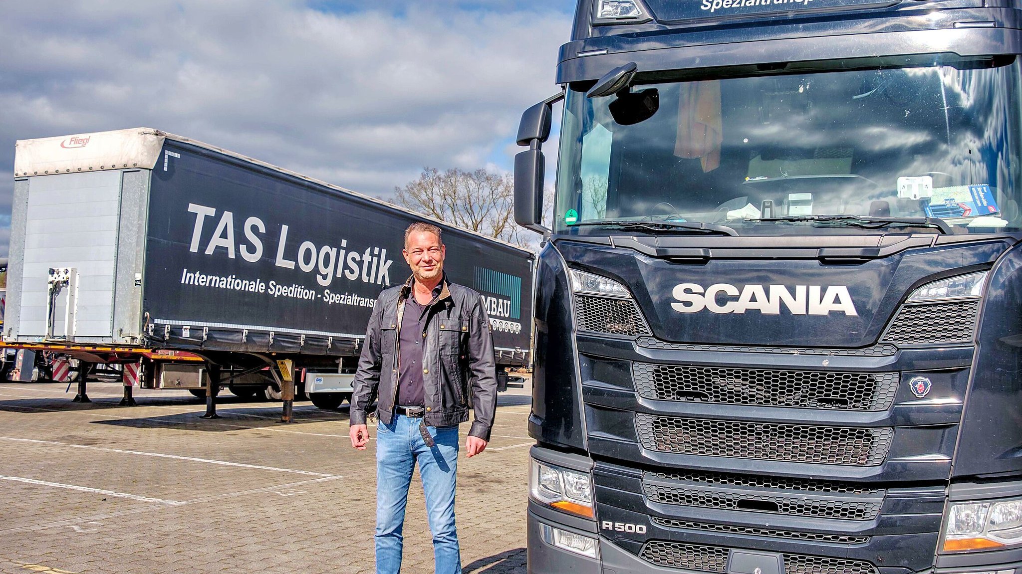 Insolvenzen in der Transportbranche: Höhere Lkw-Maut und steigende Spritpreise belasten Speditionen