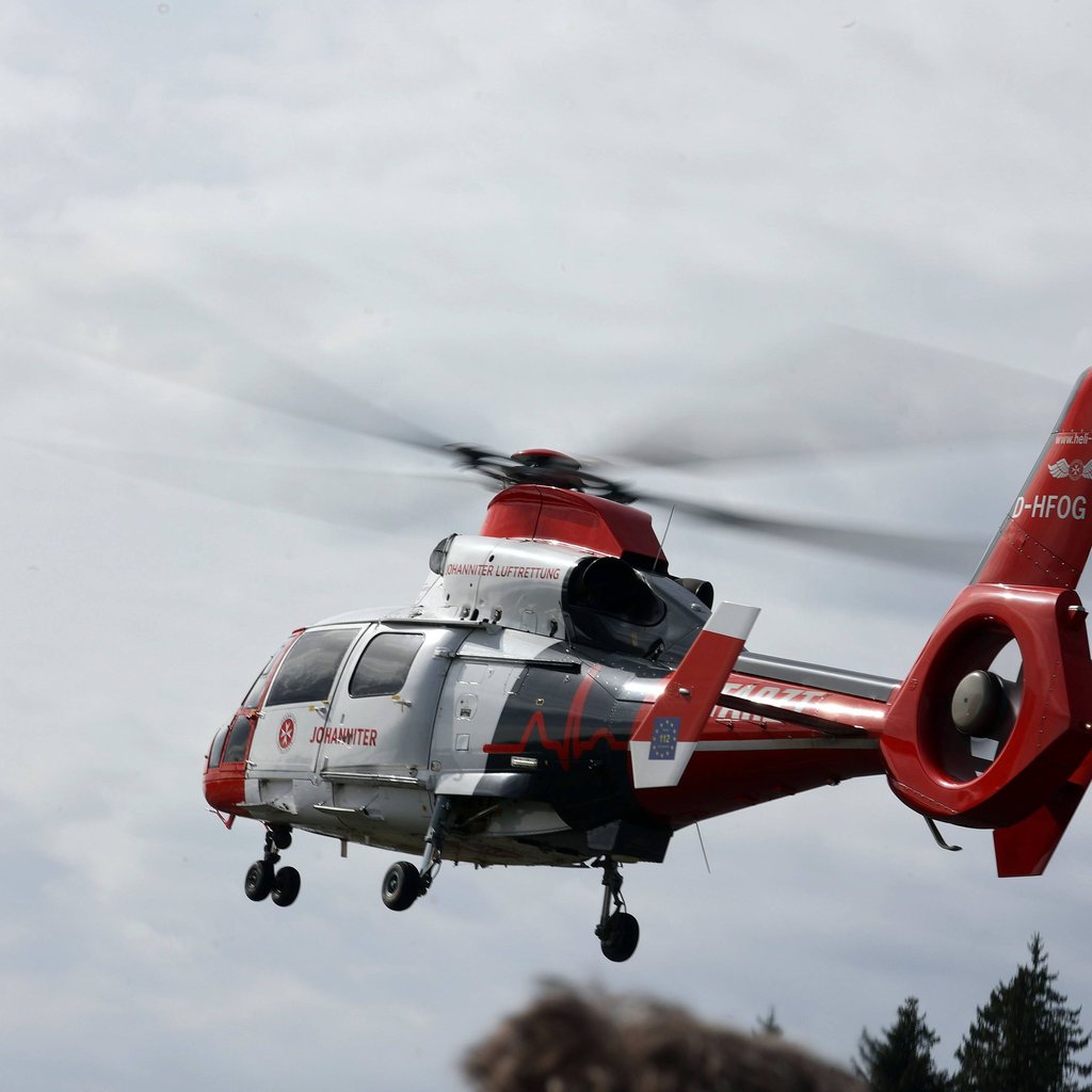 Unfall im Burgenlandkreis - B176 bei Balgstädt: Motorradfahrer schwer verletzt ...