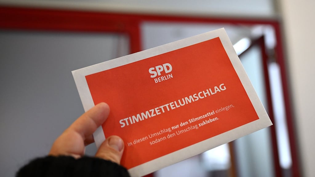 Neue Parteispitze: Beteiligung an SPD-Mitgliederbefragung noch unter 50 ...