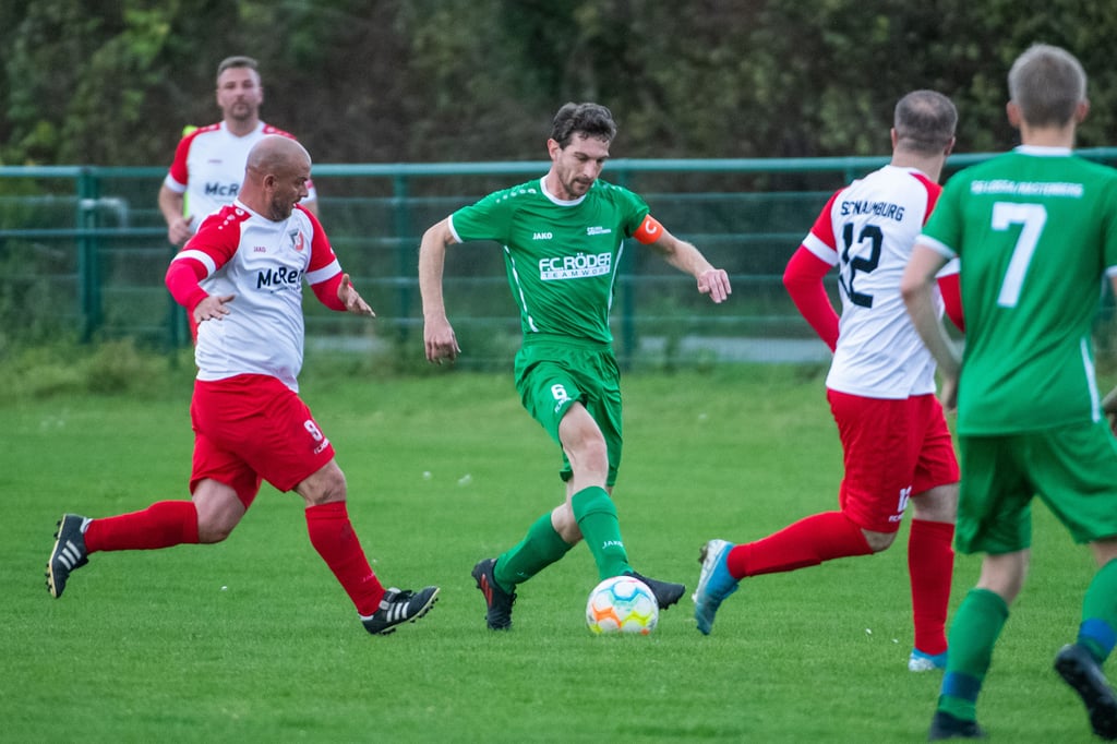Fußball im Burgenlandkreis: Leistet Laucha Schützenhilfe? Wo will Lossa ...