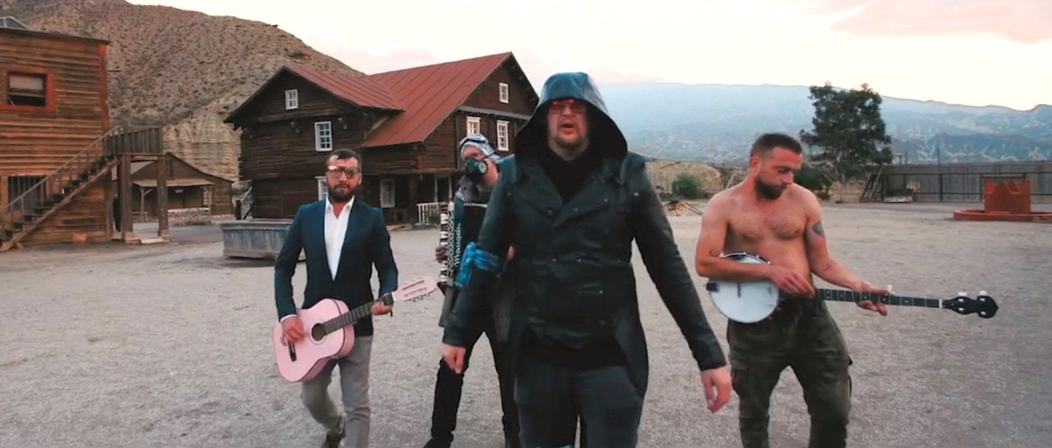 Defrage: Band auf Betteltour - Der große Rock’n’Roll-Schwindel