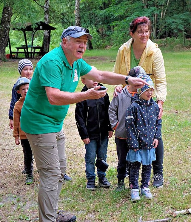 Heimatverein Glücksburger Heide: Gemeinsam auf Entdeckertour - 27 Kinder aus Jessen erleben ...