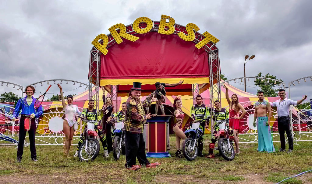 Manege frei in Piesteritz: Zirkus Probst spielt in Wittenberg