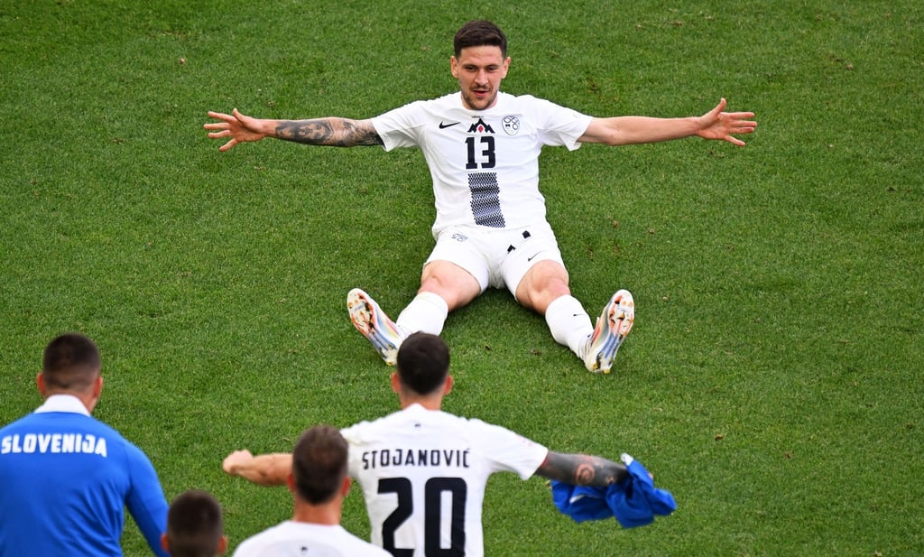 EURO 2024: Fast 130 Stundenkilometer: Slowene schießt wuchtigstes Tor
