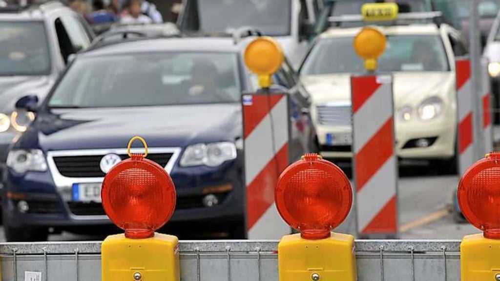 Bauarbeiten und Sperrung auf B183 in Thalheim: Das ist die Umleitung