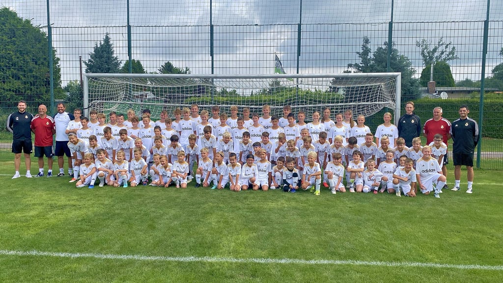 Fußballschule von Real Madrid: Von Peking nach Plötzkau: Fußballcamp ...