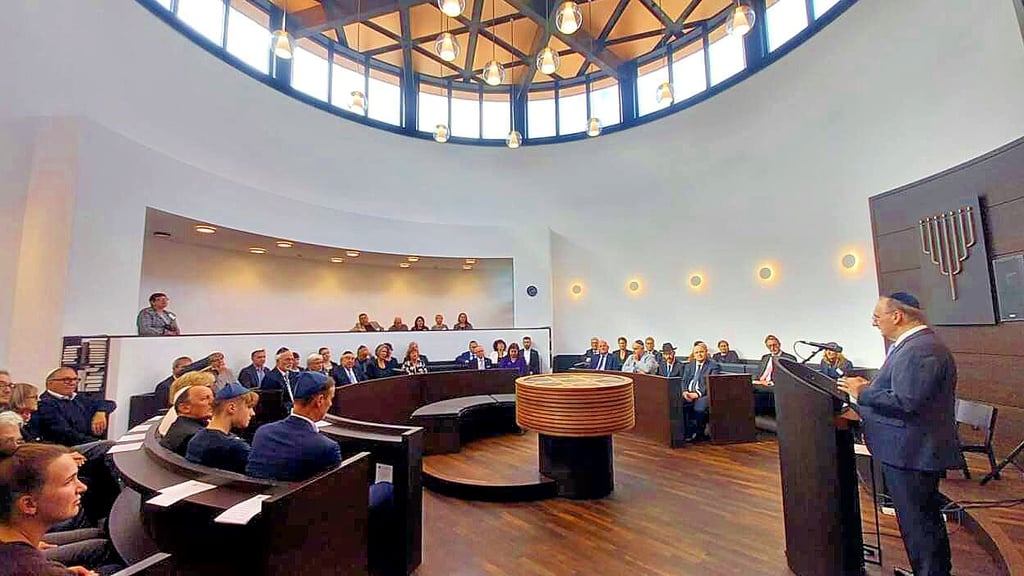 Festakt und Empfang: Zum 30-jährigen Jubiläum: Haseloff und Zieschang sind zu Gast in der ...