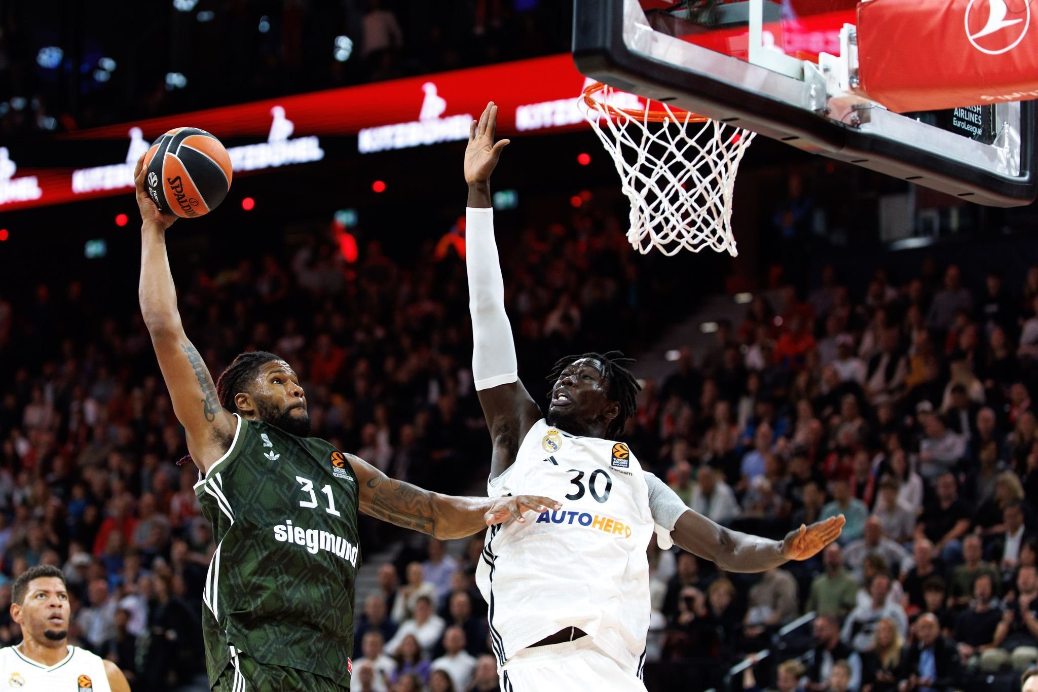 Zweit-Eröffnung von SAP Garden: Bayern-Basketballer mit sportlichem ...
