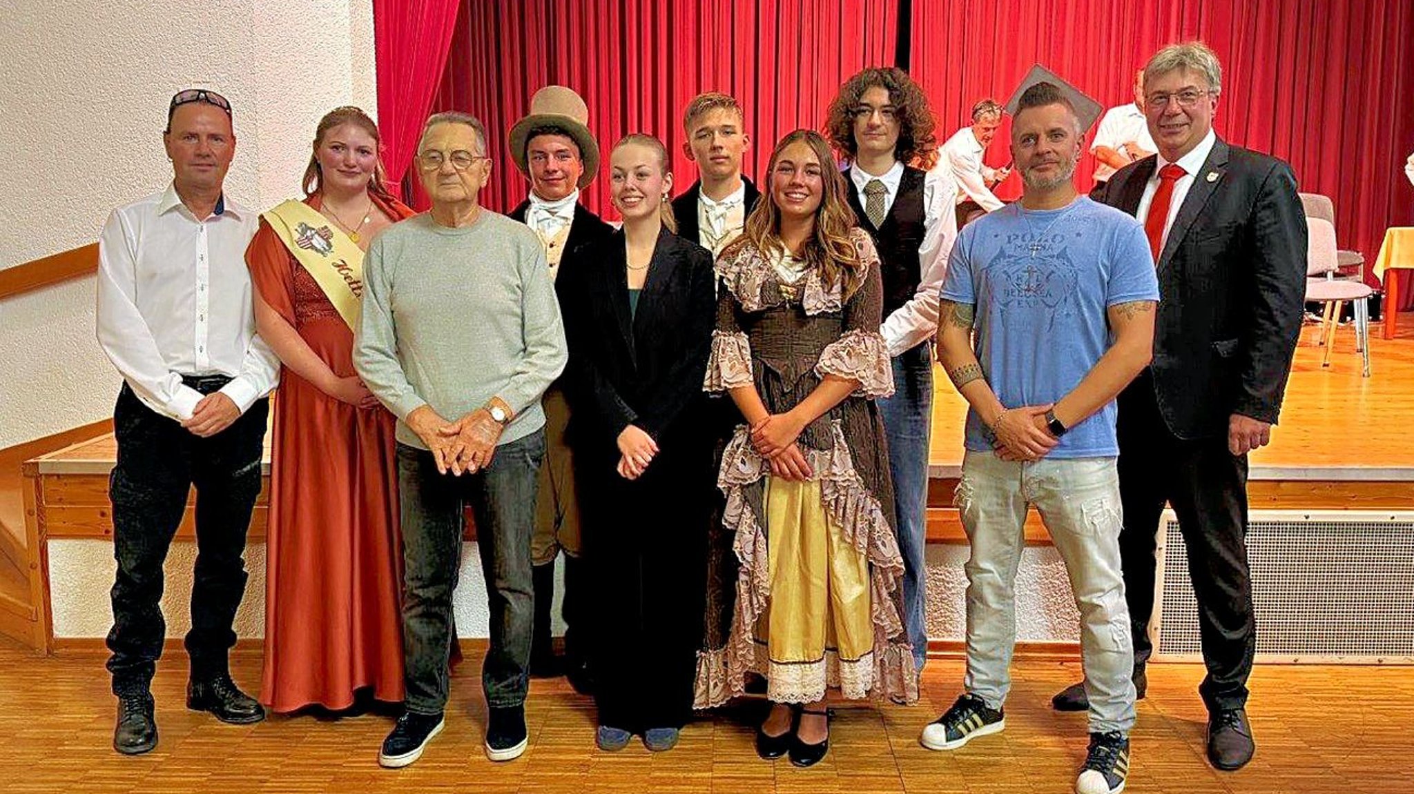 Ehrenamtliches Engagement: Acht Bürger werden von der Stadt Hettstedt ...