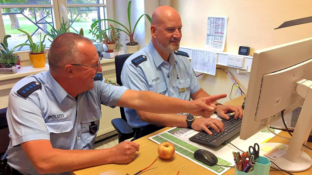 Polizeiarbeit: Im Seeland sind künftig zwei Regionalbereichsbeamte ...