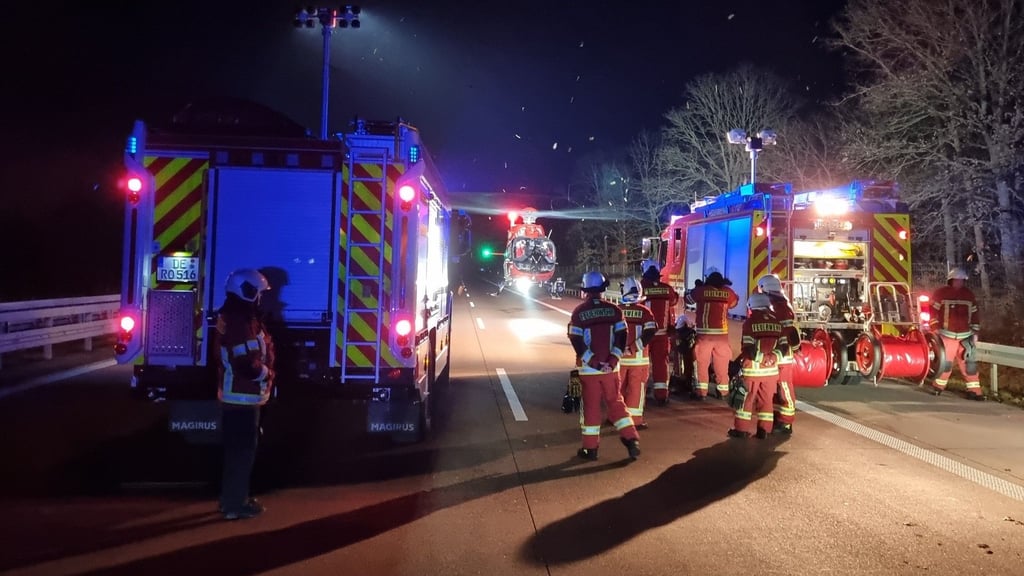 Unfall auf A9 bei Dessau: Lkw-Fahrer schwer verletzt im Krankenhaus