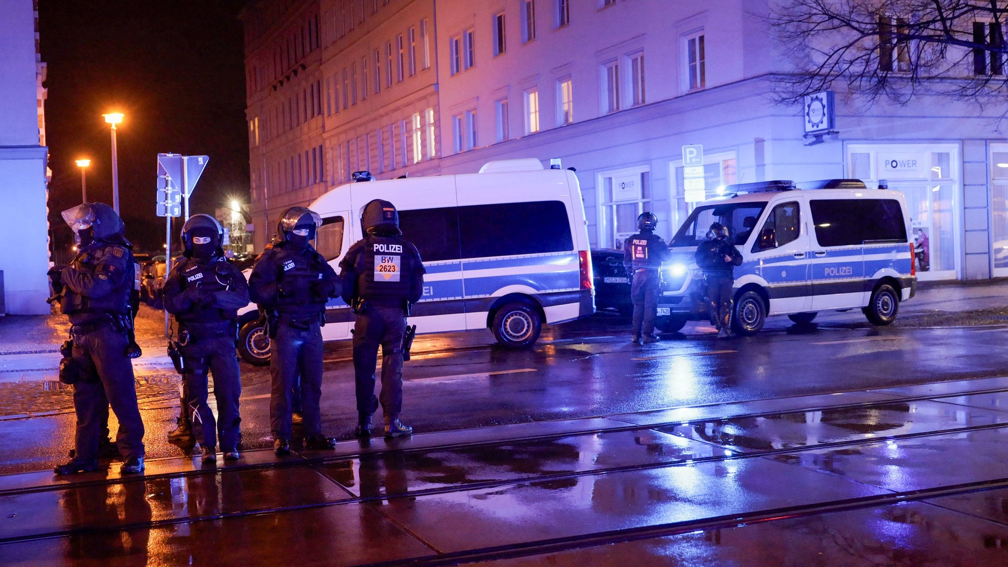 Nach Anschlag: Ermittlungen gegen Polizisten nach Festnahme von Attentäter