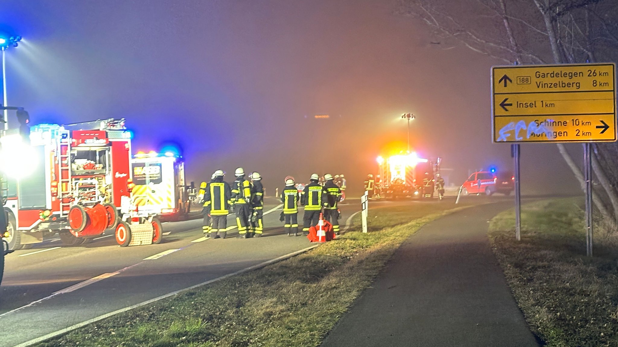 Unfall auf Bundesstraße B188: Pkw und Transporter kollidieren bei Nebel