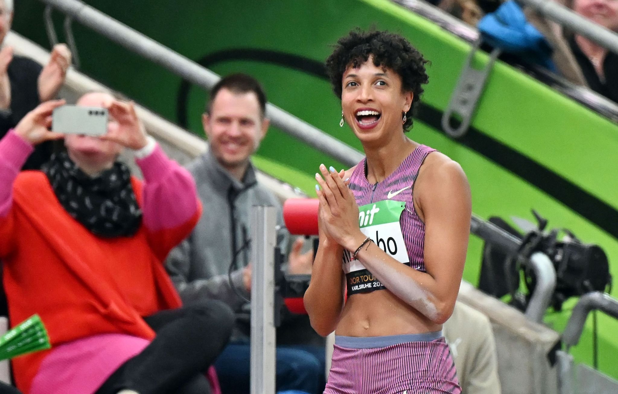 Leichtathletik: Mihambo springt in Karlsruhe weiter als einst Drechsler