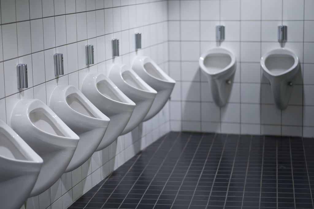 Psychologie: Blockade am Pissoir: Wenn es bei Männern nicht „läuft“