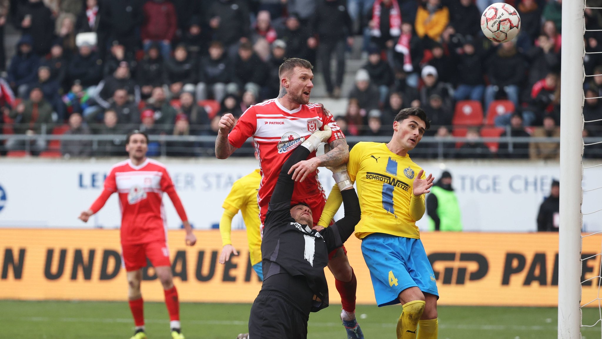 HFC vs. Lok Leipzig: Schiedsrichter-Fehler im Regionalliga-Drama