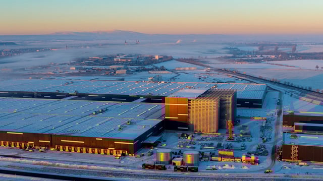Neues Logistikzentrum Im Harz: Daimler Truck zieht nach Halberstadt ...