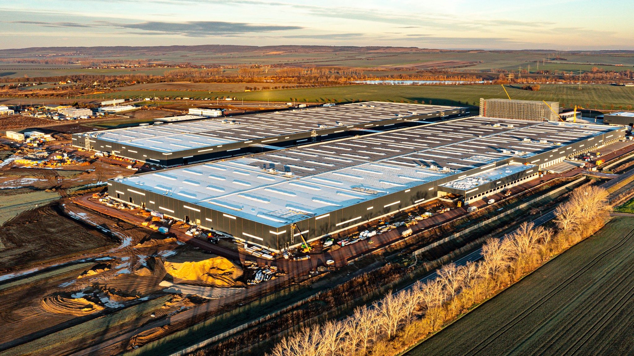 Daimler Truck Halberstadt Logistikzentrum: Staplerfahrer dringend gesucht